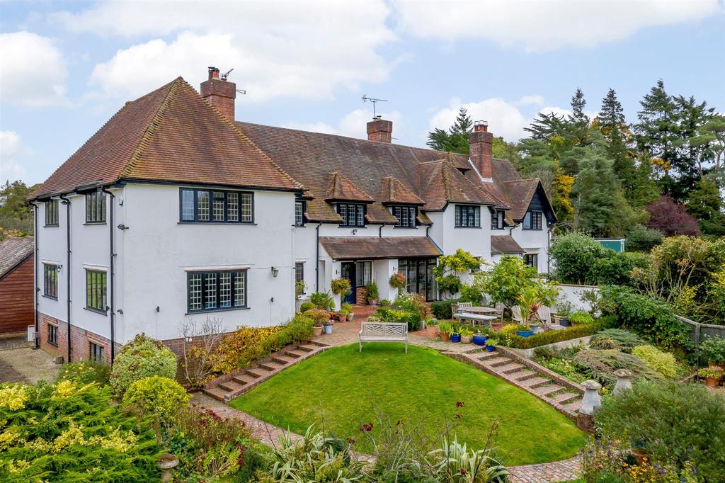 Frieth Court, Little Frieth... 5 bed house - £1,500,000