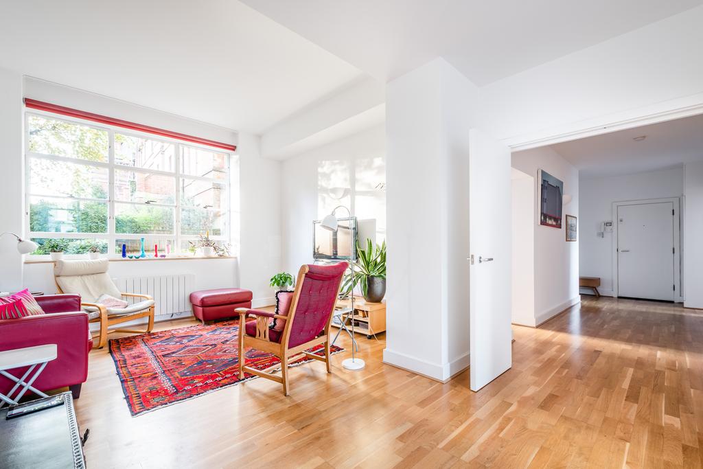 Fassett Square, London E8 3 bed apartment - £935,000