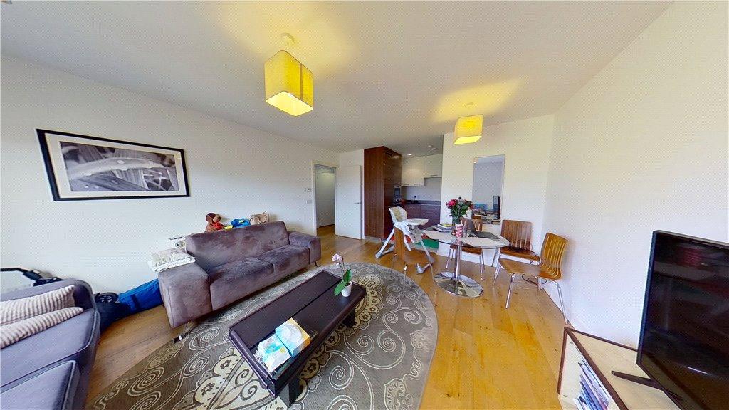 Forge Square, London, E14 2 bed apartment - £1,846 pcm (£426 pw)