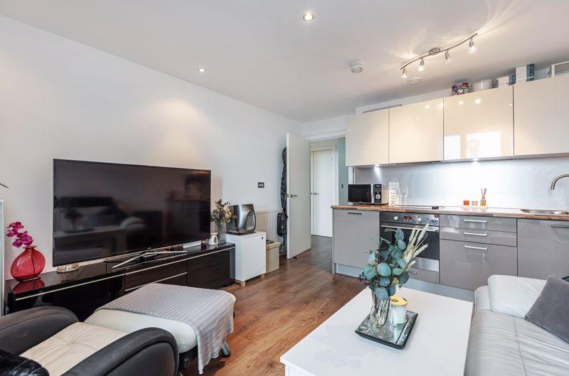 Centrillion Point, Masons Avenue... 1 bed apartment - £235,000