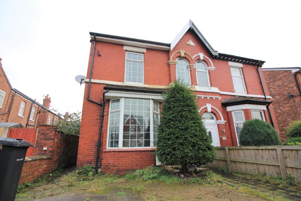 Tithebarn Road, Southport, PR8 2 bed semi-detached house - £130,000