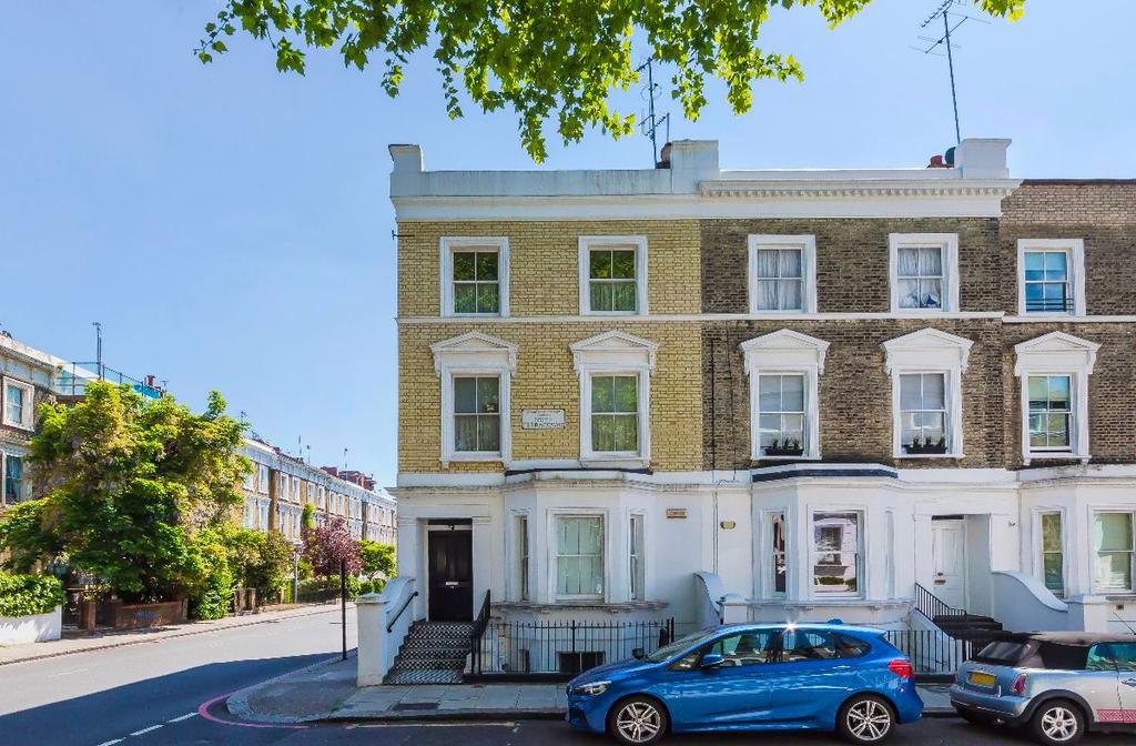 Edith Terrace, SW10 3 bed apartment - £3,402 pcm (£785 pw)