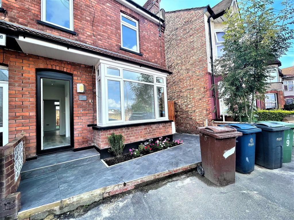 Fairholme Road, Harrow, HA1 2TL 3 bed semi-detached house - £585,000