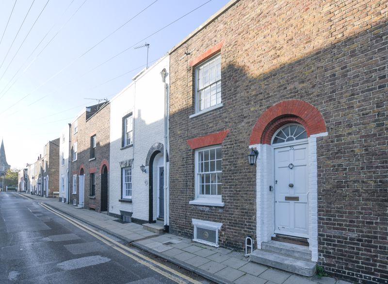 Deal Conservation Area 4 bed terraced house - £450,000