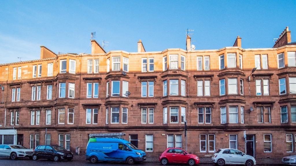 Dumbarton Road, Partick, Glasgow, G11 2 bed flat - £1,000 pcm (£231 pw)