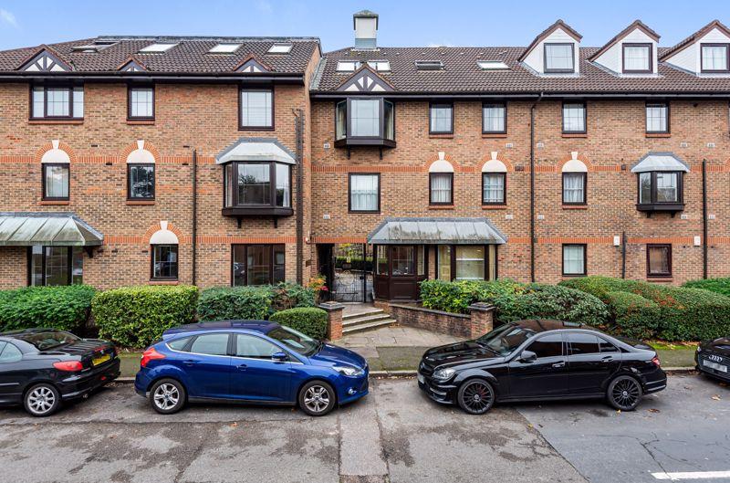 French Apartments Lansdowne Road Purley 3 Bed Apartment For Sale £