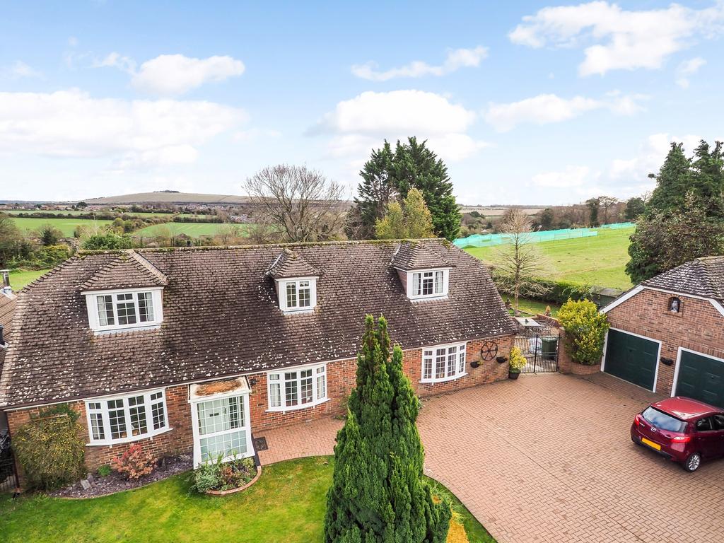 Hinton Manor 4 bed detached house