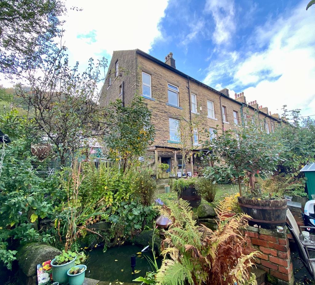 Lyndhurst, Palace House Road, Hebden... 4 bed end of terrace house - £ ...