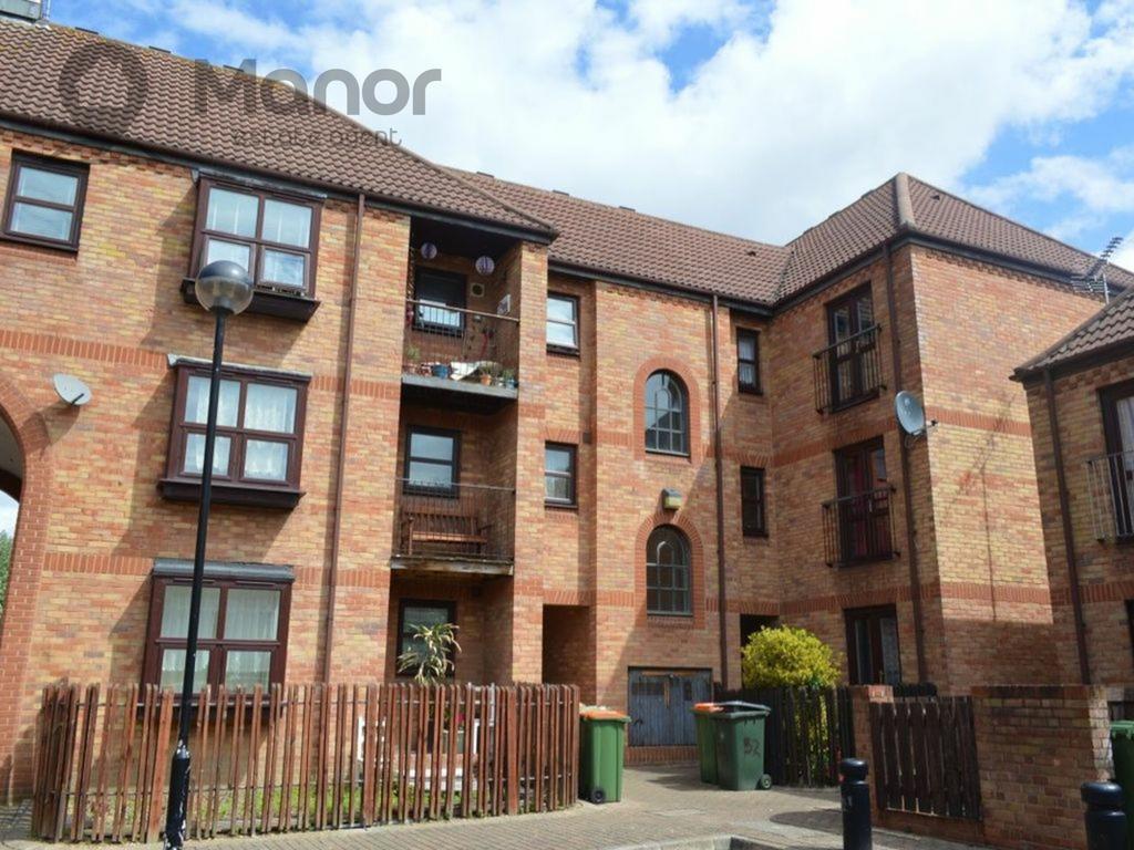 Evelyn Denington Road, Beckton, E6 5XZ 1 bed flat to rent - £1,300 pcm ...
