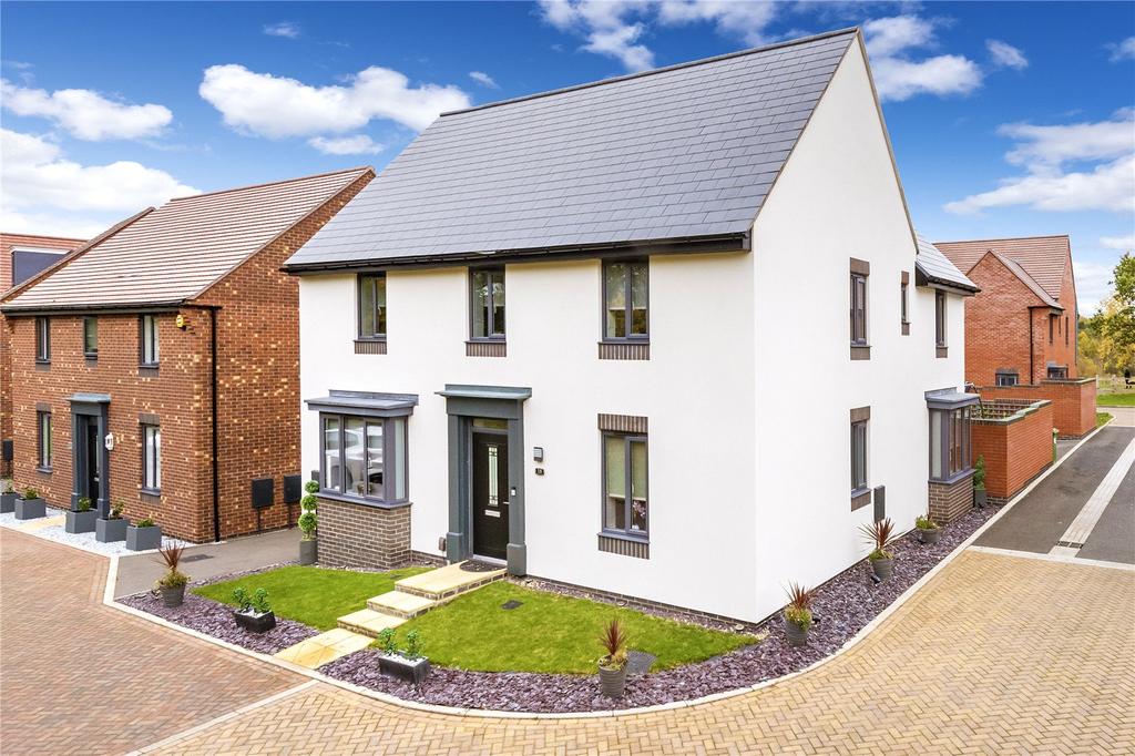 Lavender Close, Telford, TF3 4 bed detached house - £360,000