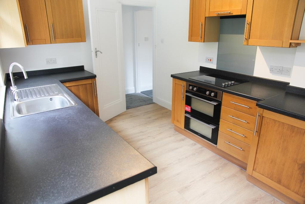 Lower Redannick Truro Tr1 3 Bed Semi Detached House £1 050 Pcm £