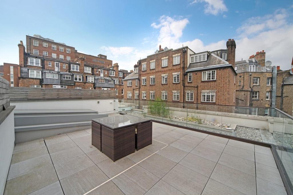 Mayfair Row Mayfair W1J 4 bed terraced house - £19,500 pcm (£4,500 pw)
