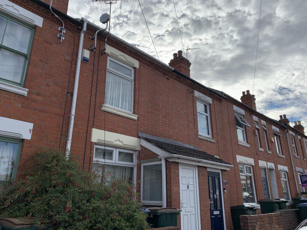 Kensington Road, Coventry 3 bed terraced house - £800 pcm (£185 pw)