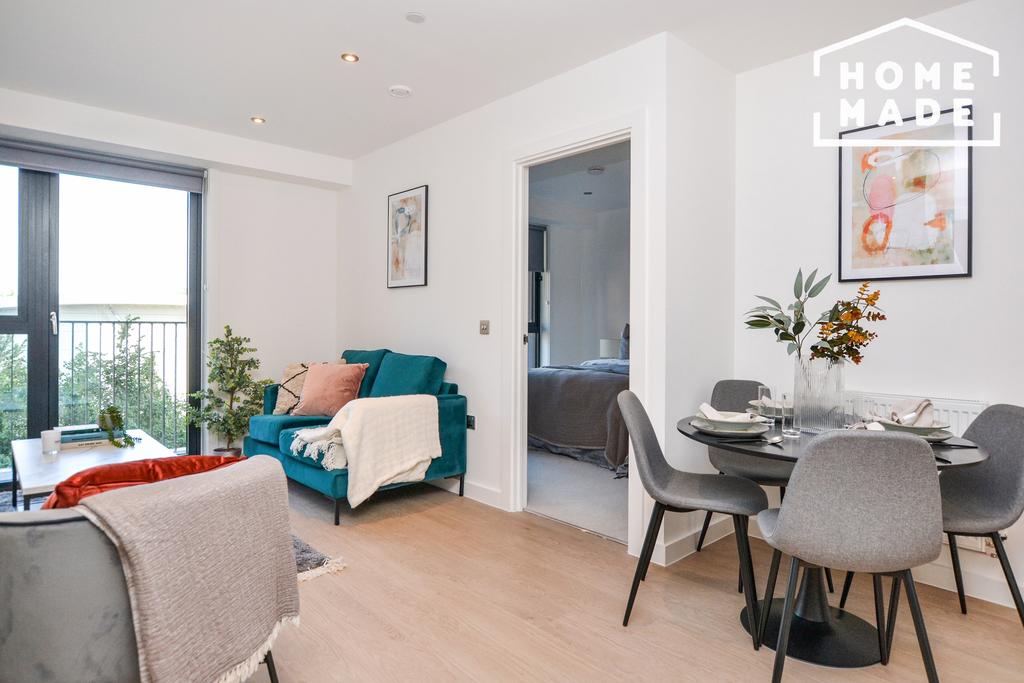 Sienna House, Sutton, SM1 1 bed flat - £1,490 pcm (£344 pw)
