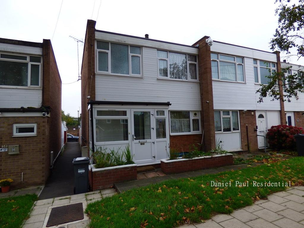 Boston Manor Road 2 bed end of terrace house - £1,599 pcm (£369 pw)