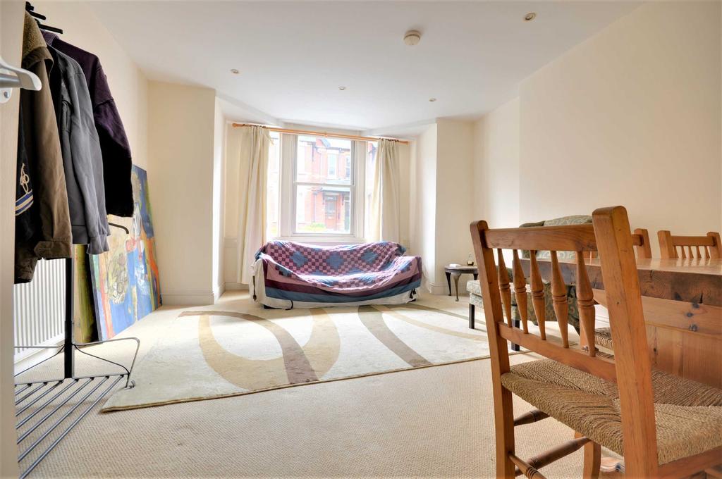 Lansdown, Stroud, Gloucestershire, GL5 1 bed apartment - £140,000