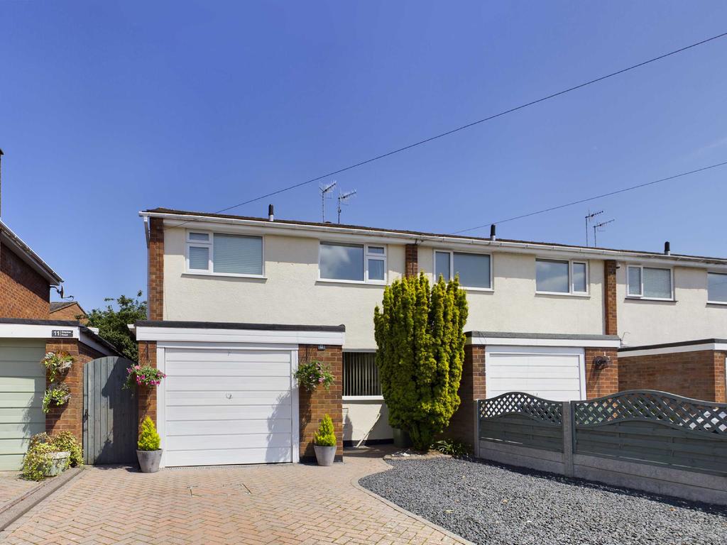 Staplow Road, Worcester, WR5 3 bed apartment - £240,000