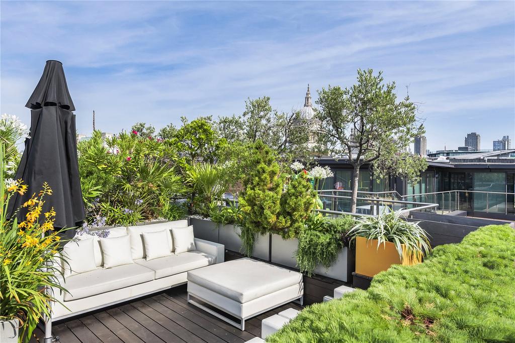 Sir John Lyon House, High Timber... 3 bed apartment - £3,000,000