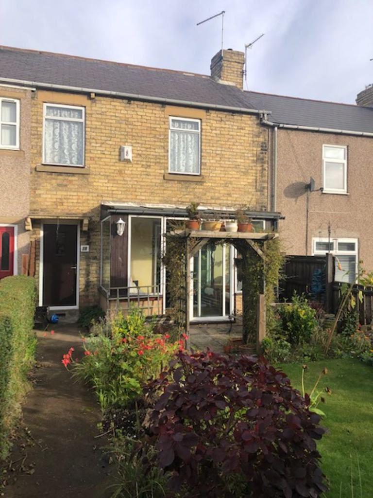 Guildford Square, Lynemouth, Morpeth... 2 bed terraced house - £58,000