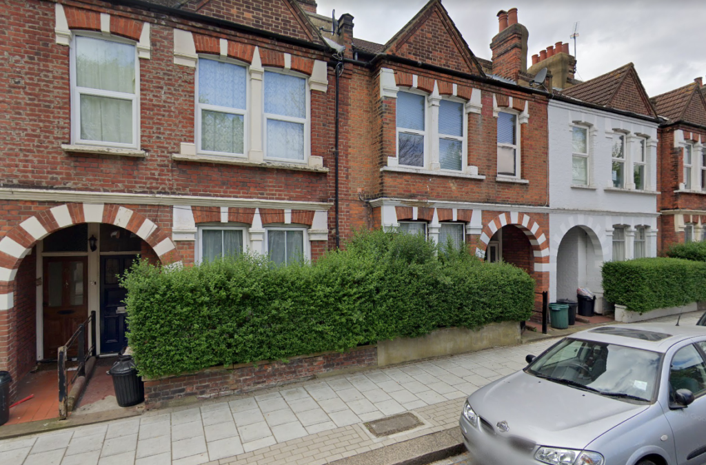 Welham Road, SW16 2 bed flat - £1,825 pcm (£421 pw)