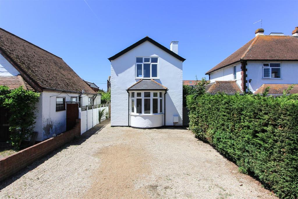 Manor Road, Tankerton, Whitstable 3 bed detached house - £1,550 pcm (£ ...
