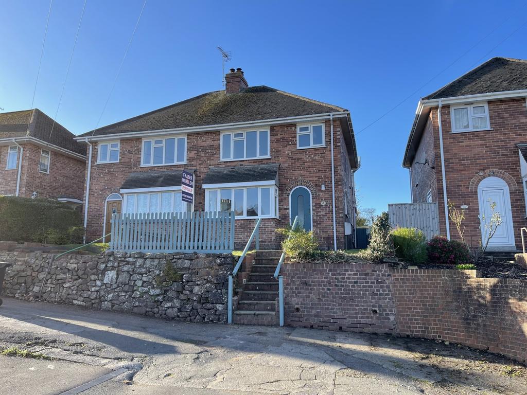 Buddle Lane, St Thomas, EX4 3 bed semi-detached house - £325,000