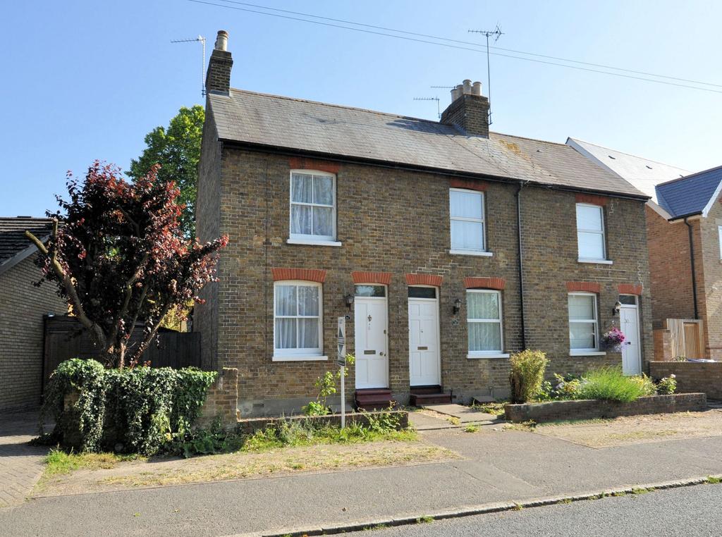 Station Road, Wraysbury, Berkshire, TW19 5NE 2 bed cottage - £1,295 pcm ...