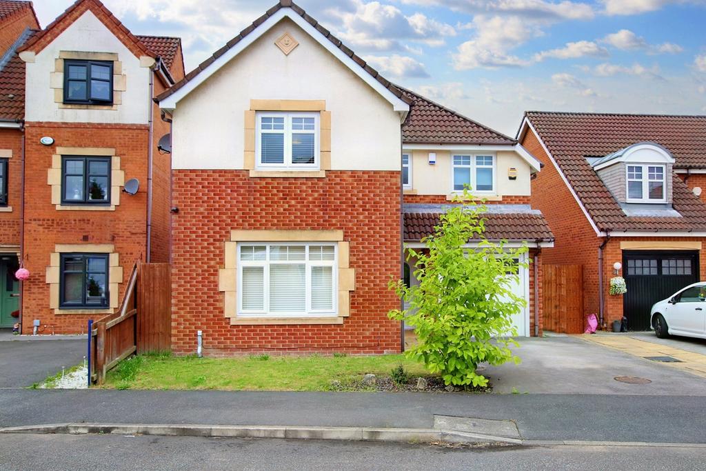 Threadneedle Court, St Helens, WA9 4 bed detached house - £265,000