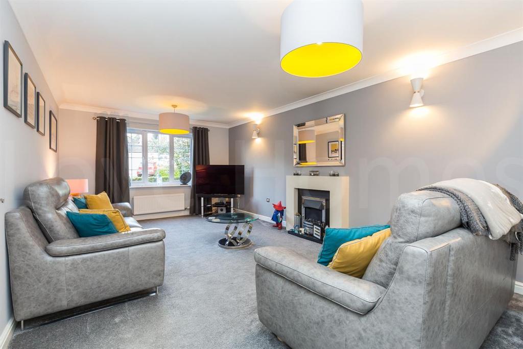The Hawthorns, Cabus, Preston 4 bed detached house - £395,000