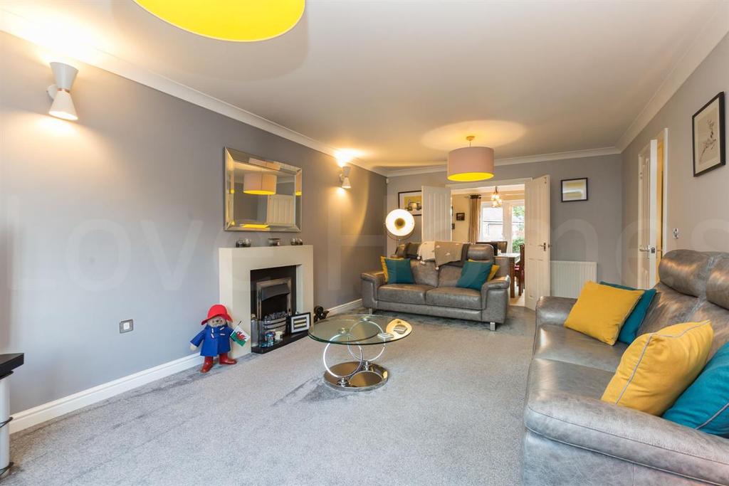 The Hawthorns, Cabus, Preston 4 bed detached house - £395,000