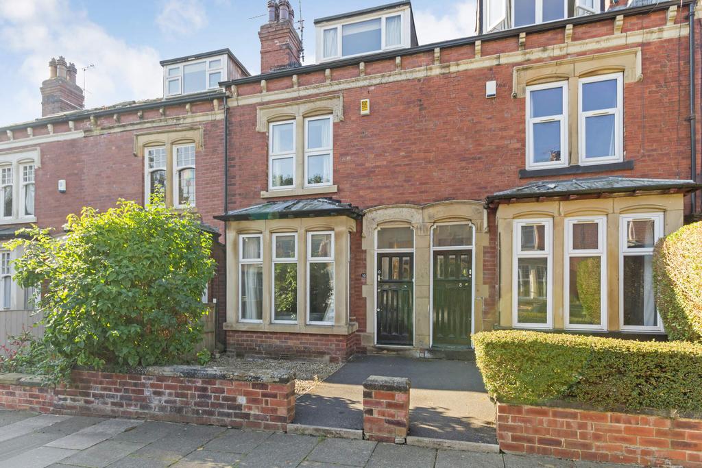 GROVE GARDENS, Leeds 5 bed house to rent - £433 pcm (£100 pw)