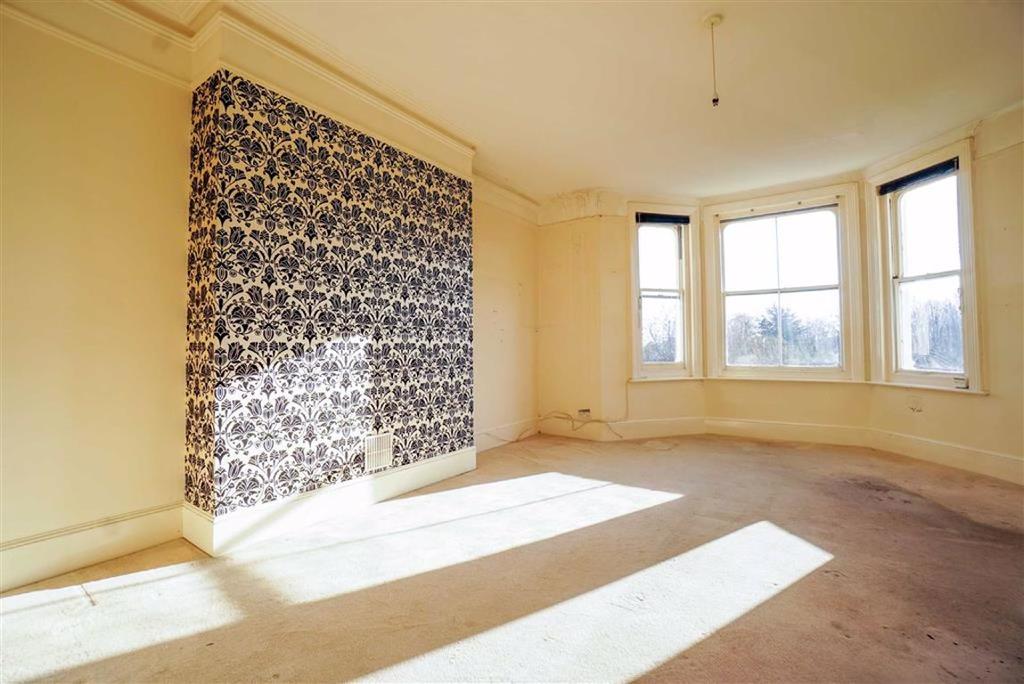 Anglesea Terrace, St. Leonards-on-sea, East Sussex 1 bed flat - £175,000