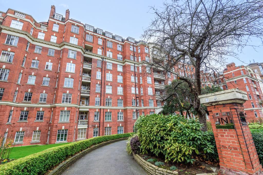 Clive Court, Maida Vale, W9 2 bed flat - £925,000