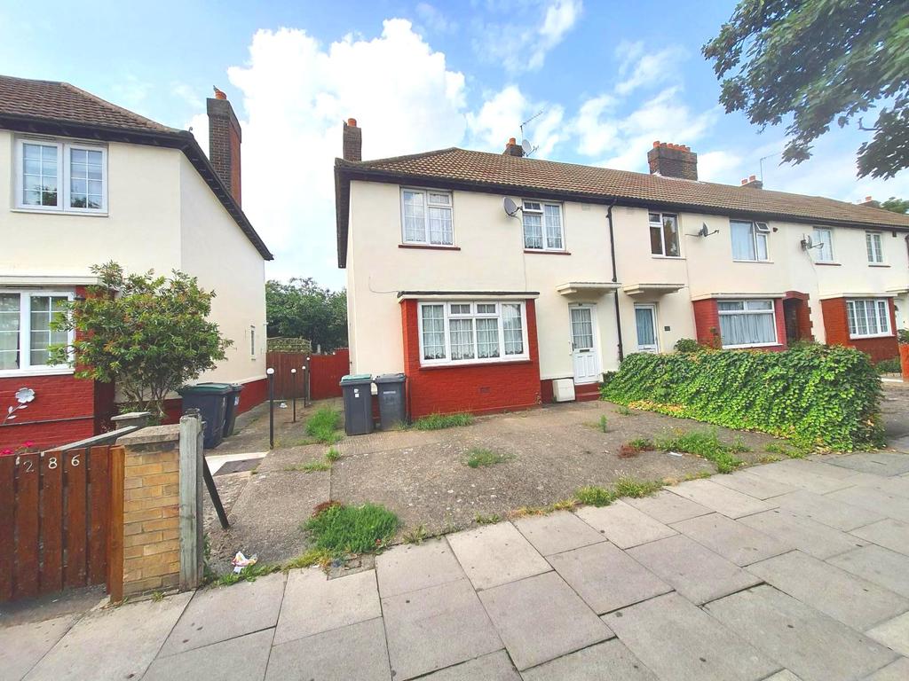 284 White Hart Lane, N17 8JP 4 bed semi-detached house - £510,000