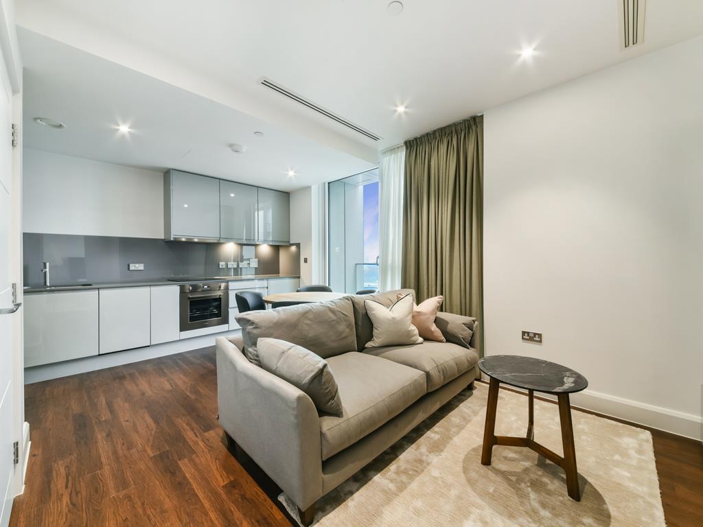 Sirocco Tower, 31 Harbour Way, Nr Canary Wharf, London, E14 1 bed ...