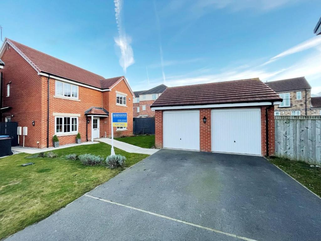 Sledmore Drive, Spennymoor 5 bed detached house - £305,000