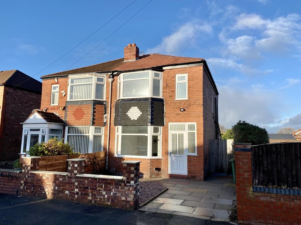 Middleton Road Reddish Stockport Sk5 3 Bed Semi Detached House £