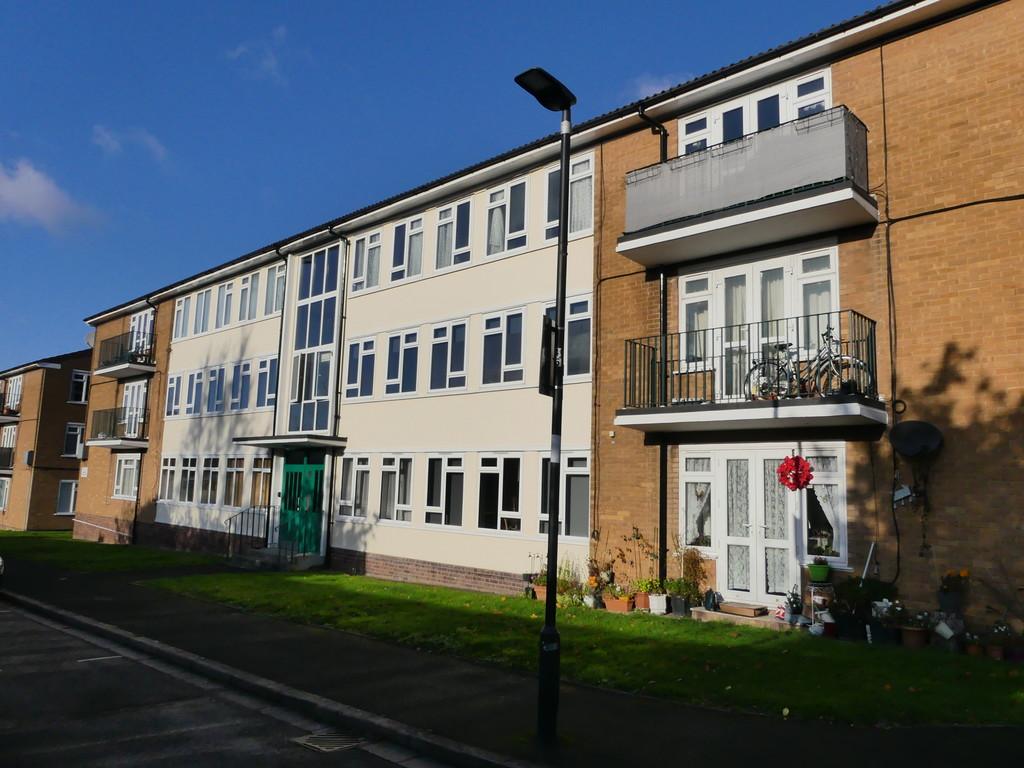 Chinbrook Road, London 1 bed apartment - £1,100 pcm (£254 pw)