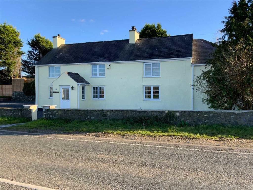 Llangristiolus, ., Bodorgan, Sir Ynys... 4 bed cottage - £290,000