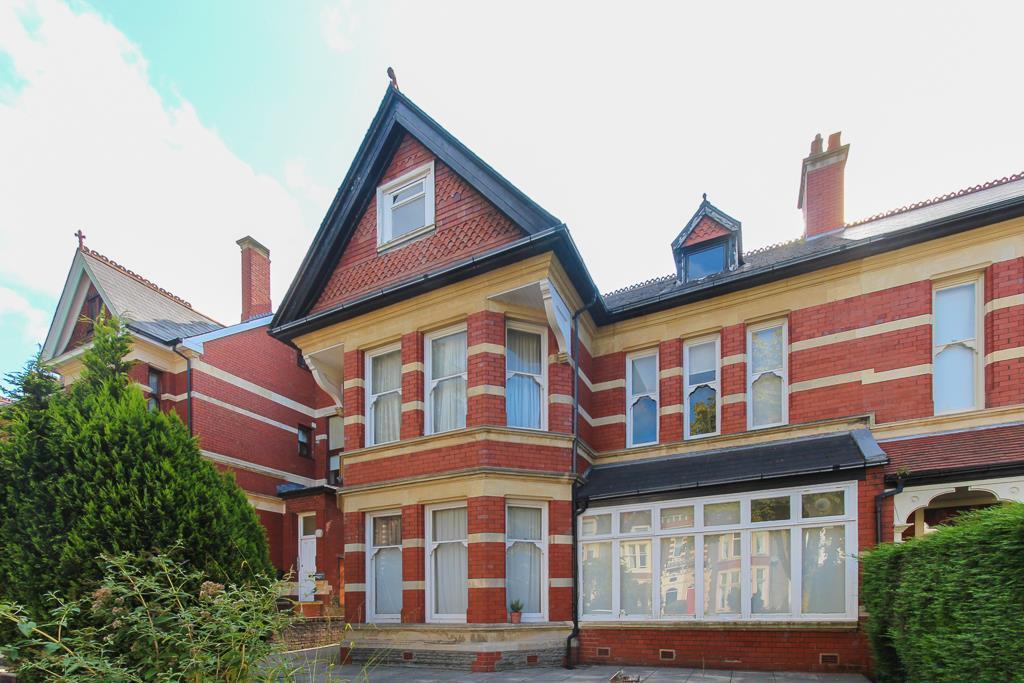Penylan Road, Penylan, Cardiff 2 bed duplex - £825 pcm (£190 pw)