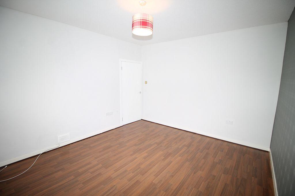 Glenprosen Terrace, Dundee, DD3 8EN 2 bed flat - £600 pcm (£138 pw)
