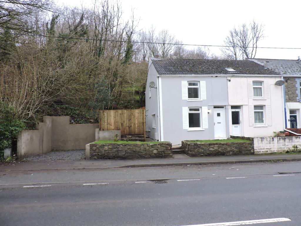 Cwmamman Road, Garnant, Ammanford, SA18 3 bed end of terrace house - £ ...