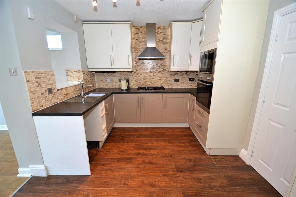 Marsland Court, Hunsworth, Cleckheaton 2 bed semi-detached house - £169,950