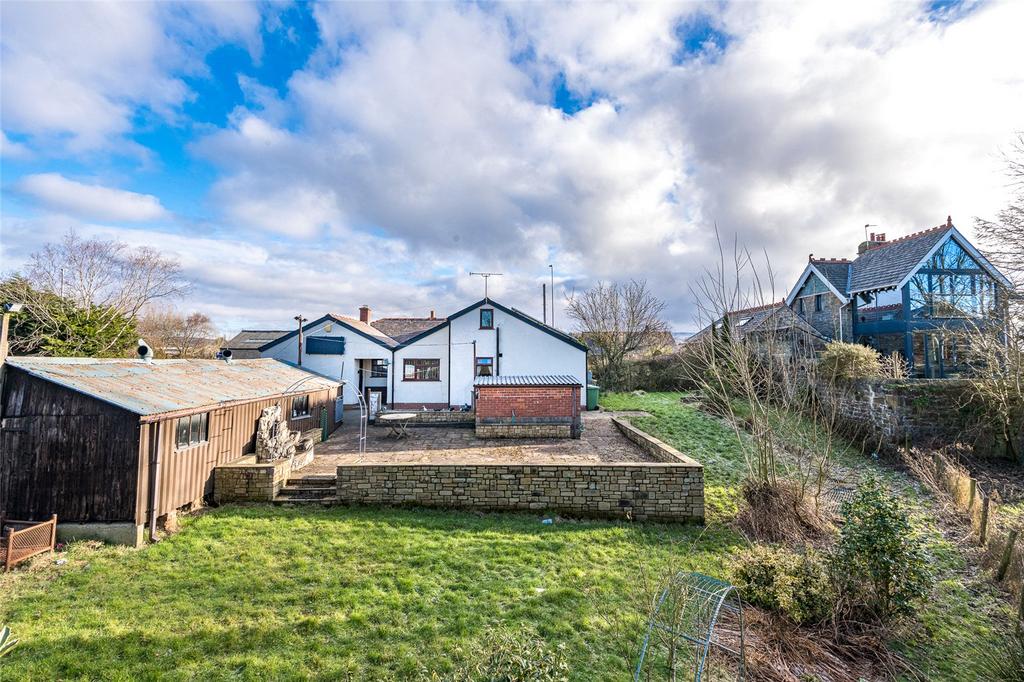 Cabus, Preston PR3 4 bed bungalow for sale - £350,000