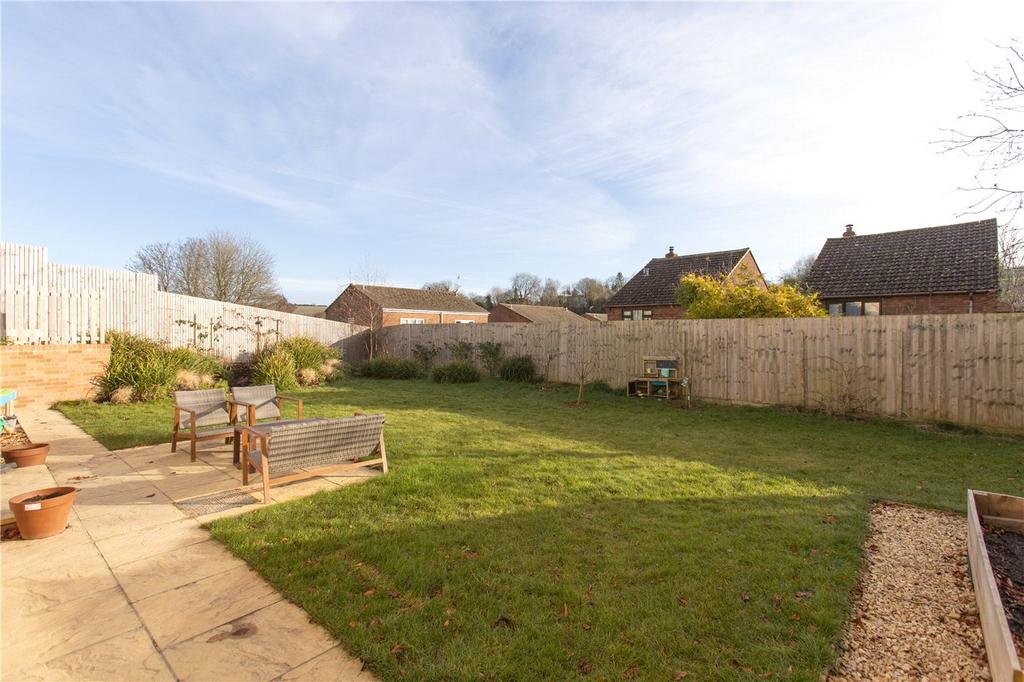 Westfield Chase, Aldbourne... 4 bed detached house - £445,000