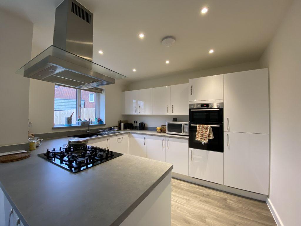 Jamie Marcus Way, Oadby, LE2 4 bed detached house - £1,350 pcm (£312 pw)