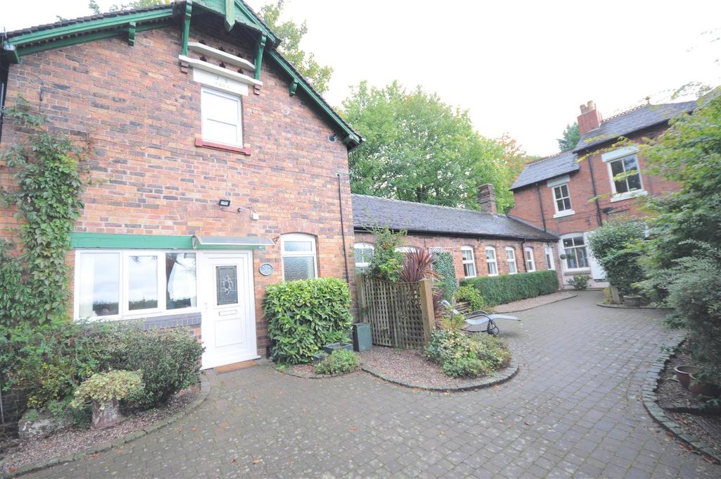 Pingle Lane, Stone 2 bed cottage - £950 pcm (£219 pw)