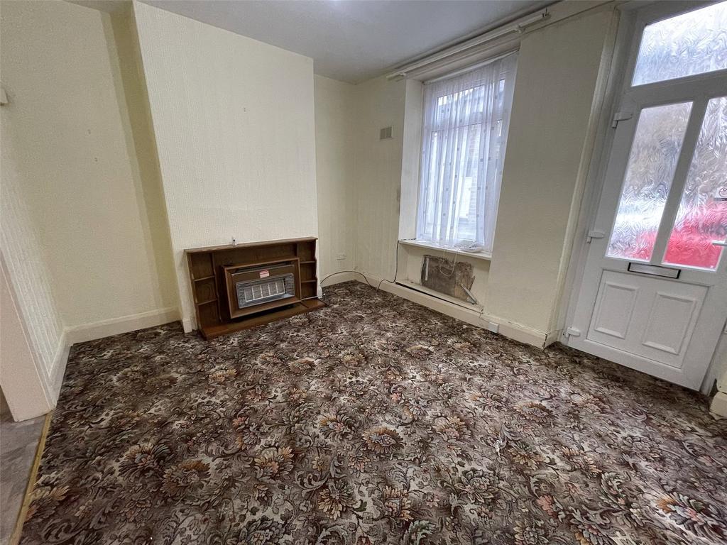 Lancaster Street, Barnsley, S70 2 bed terraced house - £60,000