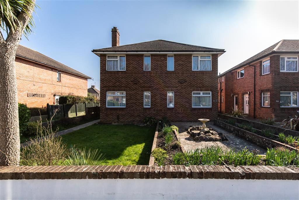 Princess Avenue, Worthing, West... 3 bed flat - £315,000
