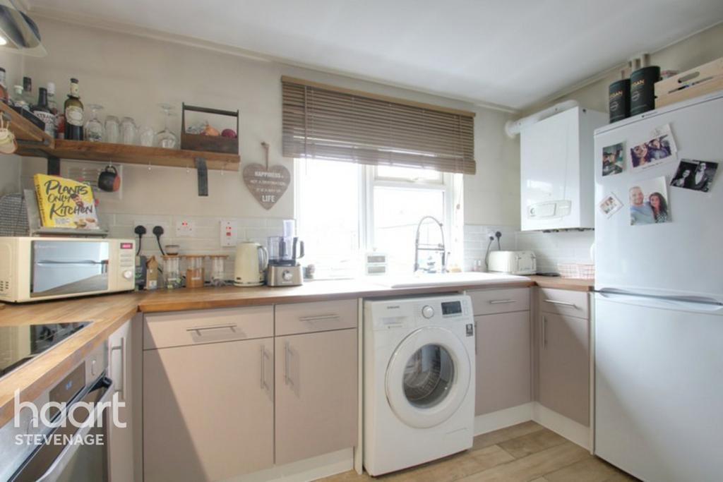 Meredith Road, Stevenage 1 bed apartment - £130,000